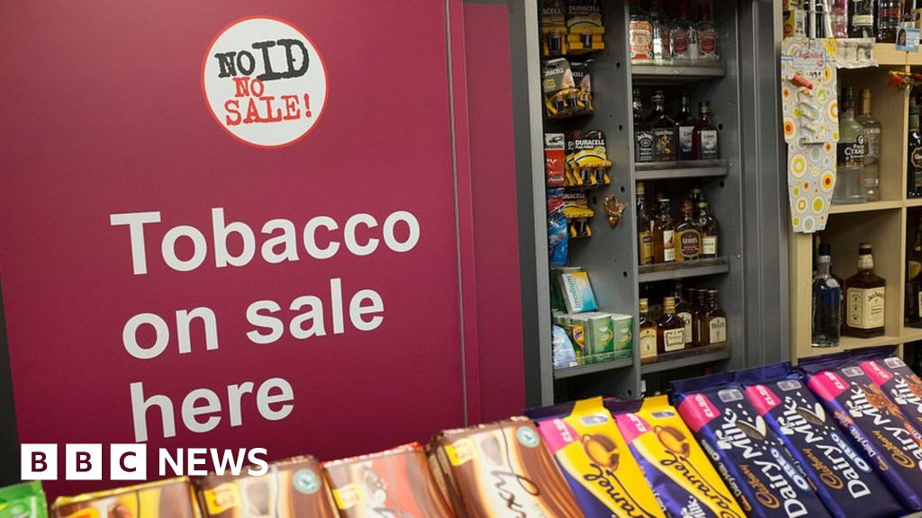 Bristol study finds shops 'undermining' tobacco display ban - BBC News