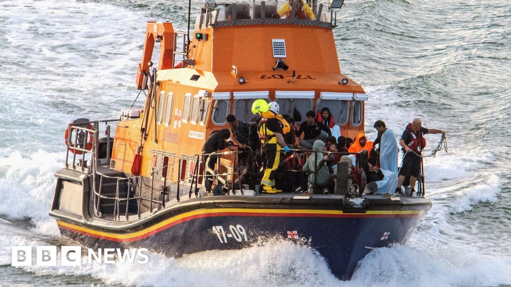 Rwanda plan will deal with asylum claim loophole, government says