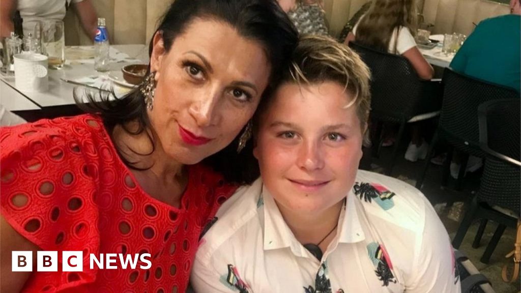 Boy, 12, falls to death from apartment in Spain - BBC News