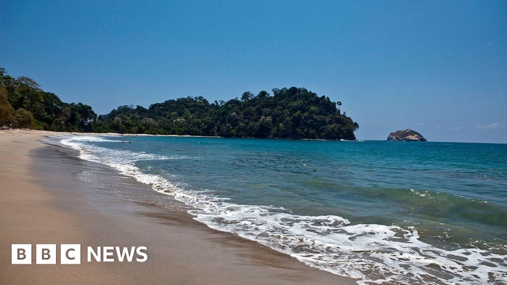 US tourists die as Costa Rica rafts capsize