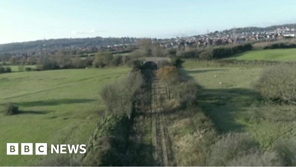 Portishead railway: Could line reopen to public? - BBC News
