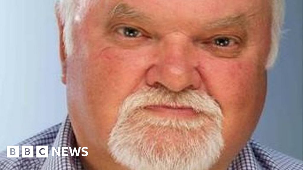 Gordon Fulton: Funeral held for Game of Thrones actor - BBC News