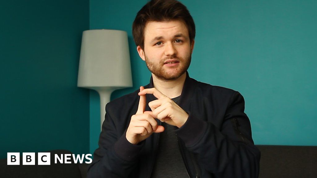 Scots dialect brought to life in sign language - BBC News