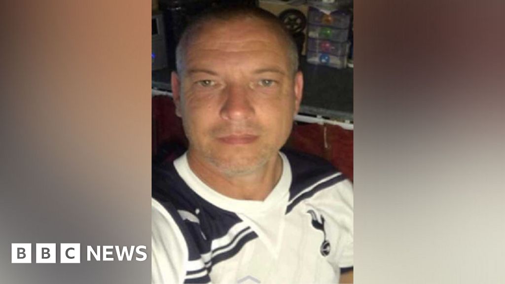 Hemel Hempstead: Andrew Jellis' family pay tribute to 'incredible' man - BBC News