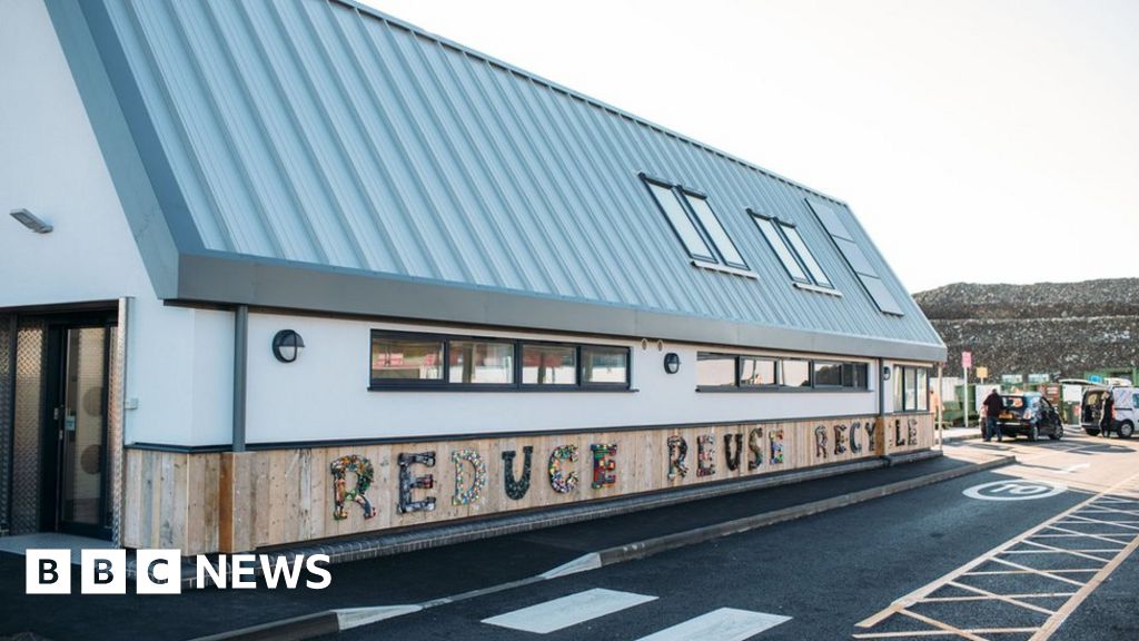 Support grows to revive building for reuse scheme - BBC News