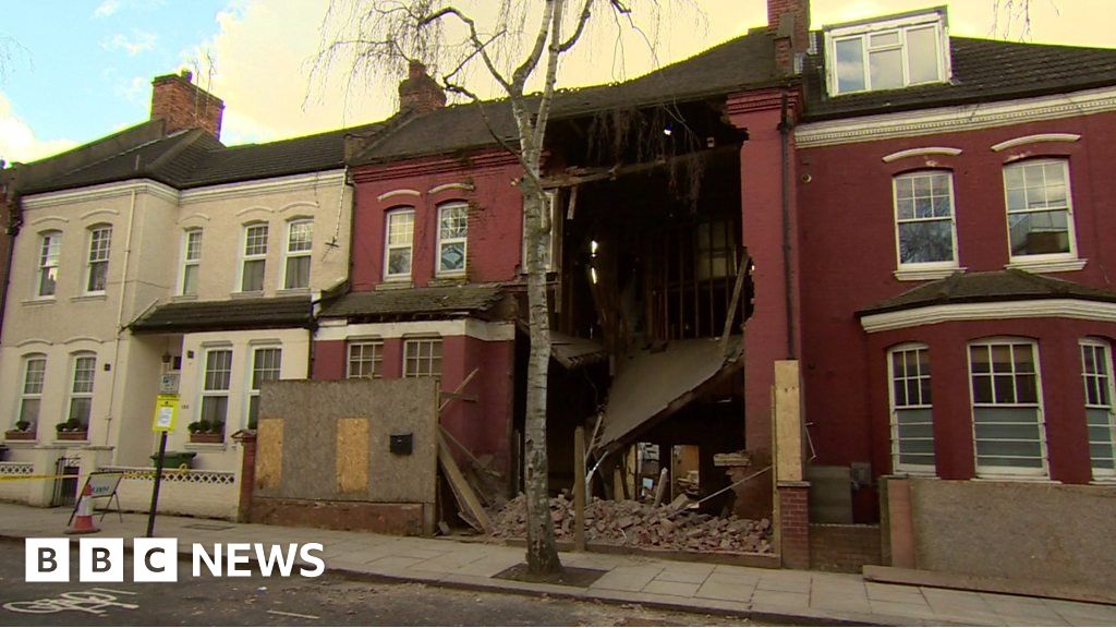 London house collapses 'roof to basement'