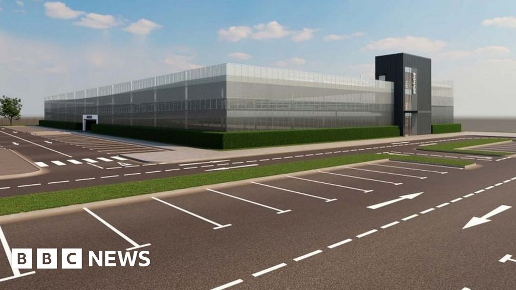 Derby Pride Park 800-space parking plan unveiled - BBC News