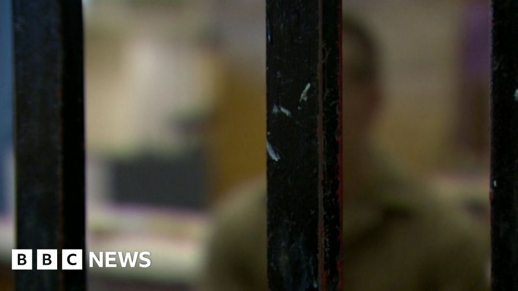 Hydebank: Prison turns college to build brighter futures - BBC News