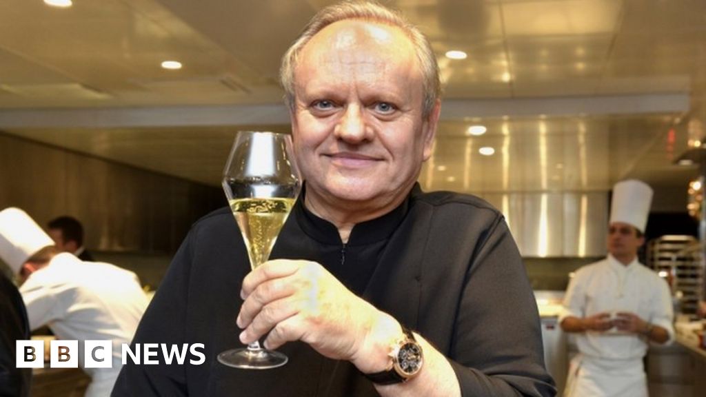 Joël Robuchon, Michelin star French chef, dies aged 73 - BBC News