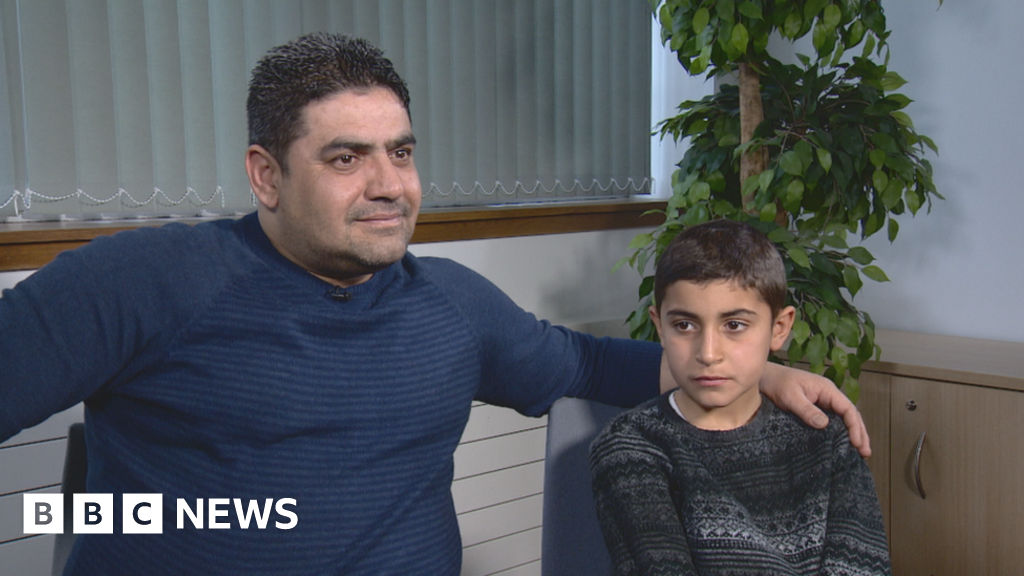 Syrian father tells of joy at son reunion in Midlothian - BBC News