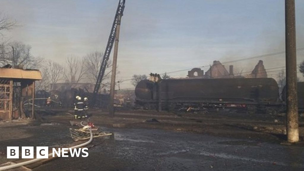 Bulgarian freight train derails and explodes, killing five - BBC News