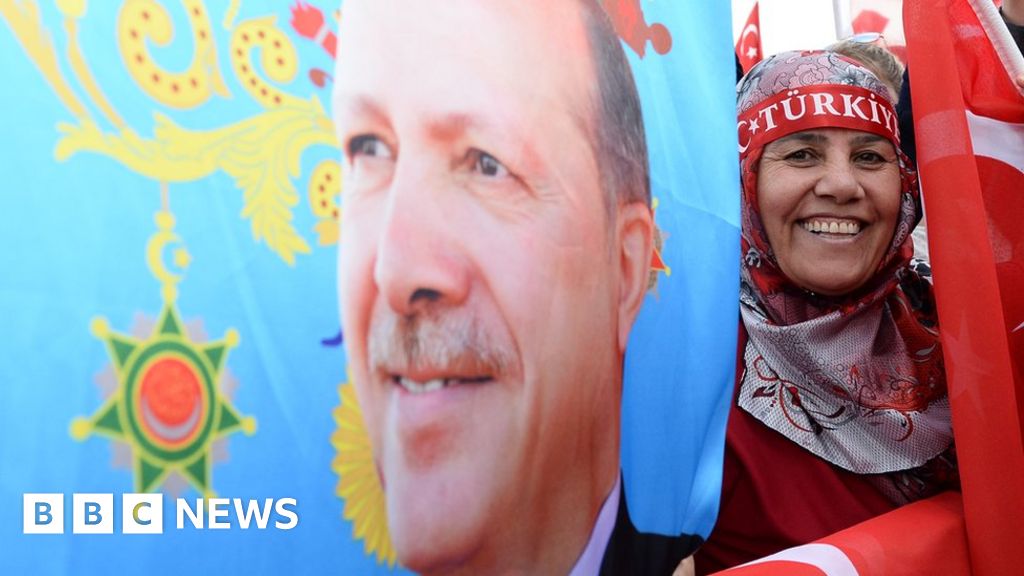 Why Erdogan's Turkish victory may rally his opponents - BBC News
