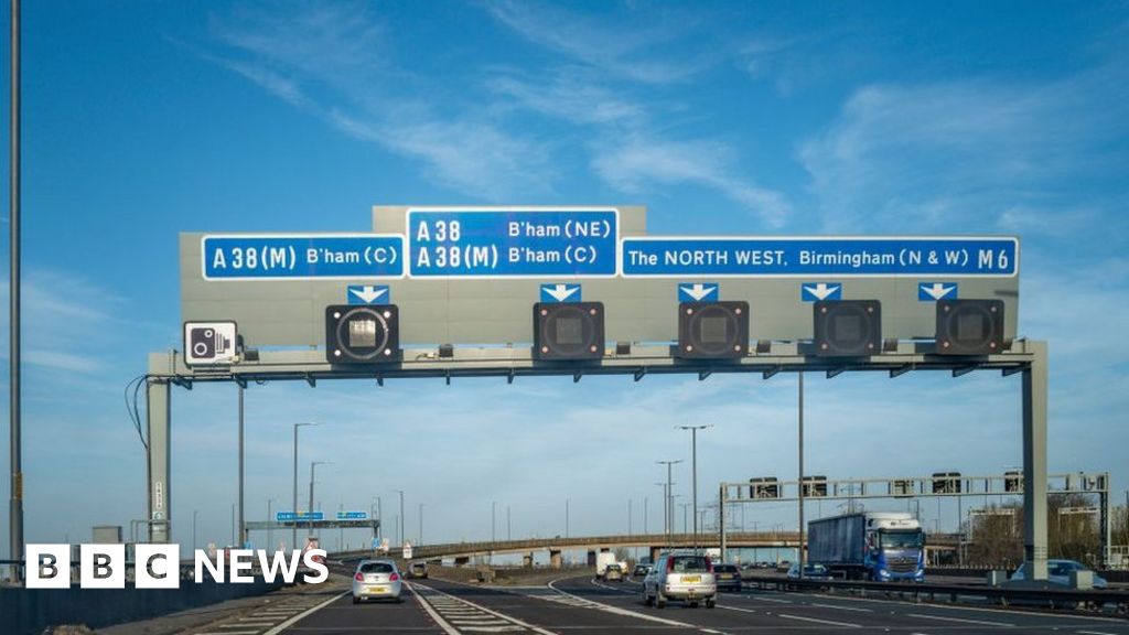 National Highways road traffic officers hold two-day strike - BBC News