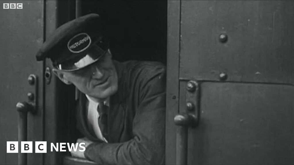 Famous train makes comeback after 46 years - BBC News