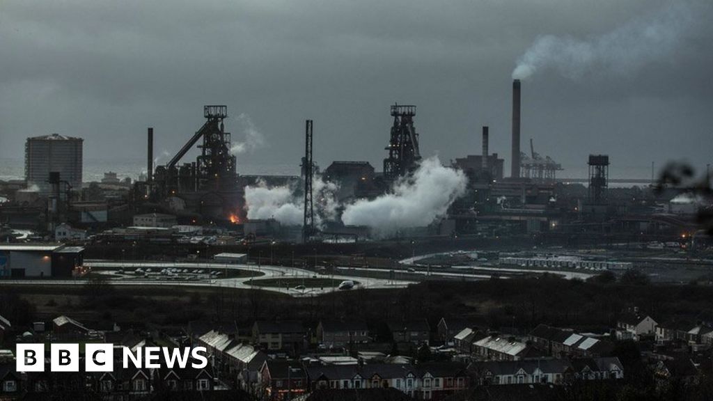 Blood, sweat and steel: Life in and out of the steel works - BBC News