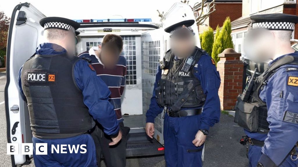 Bolton: Police arrest 33 people in town-wide operation - BBC News