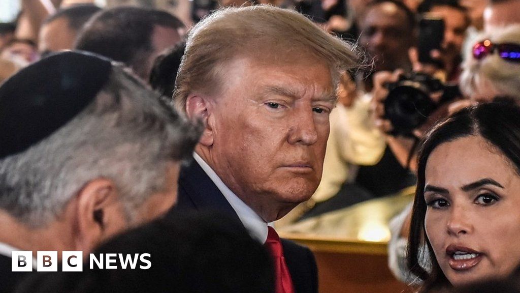 How Trump's indictment in Miami court unfolded - in 60 seconds