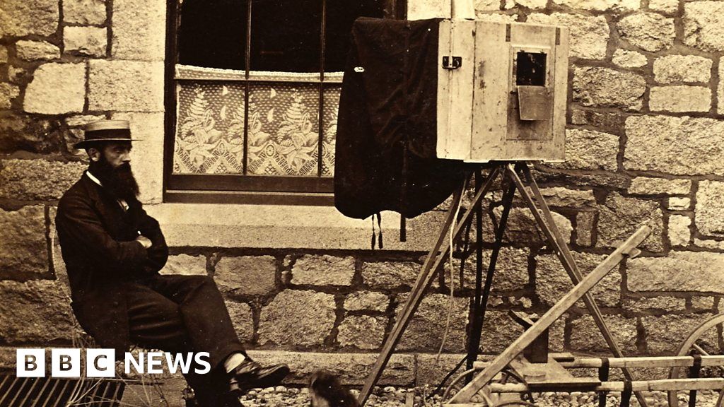 The Lawrence Collection: 'A mixture of chemistry, magic and the past ...