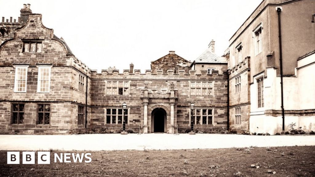 Delapre Abbey: 12th Century building to open for first time - BBC News