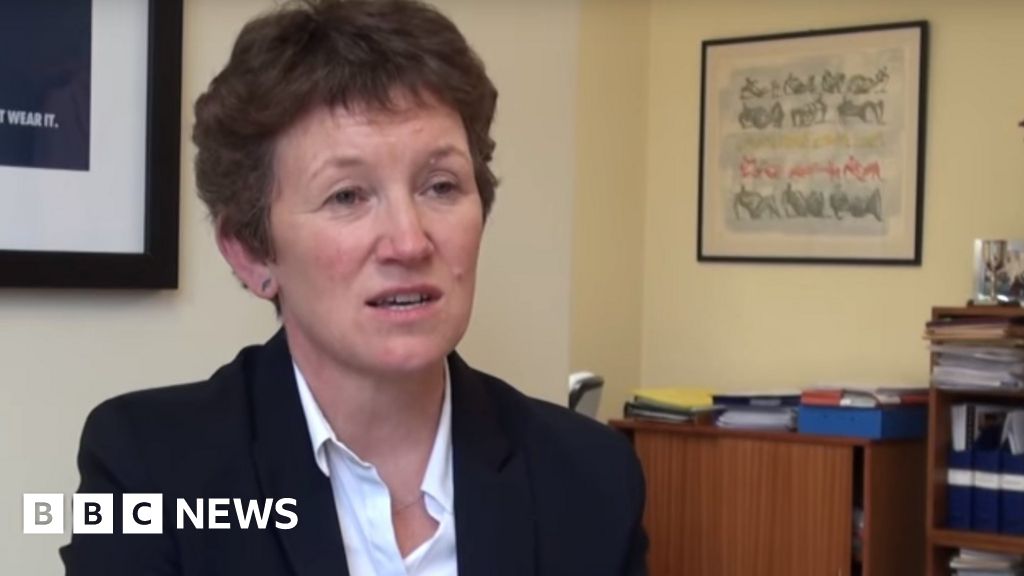 Wheatley Park School headteacher blasts 'segregation' at grammar ...