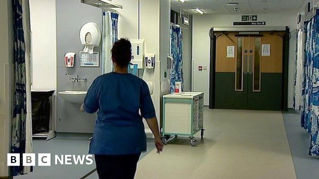 NHS boards paid £1,500 for agency nurse's shift - BBC News
