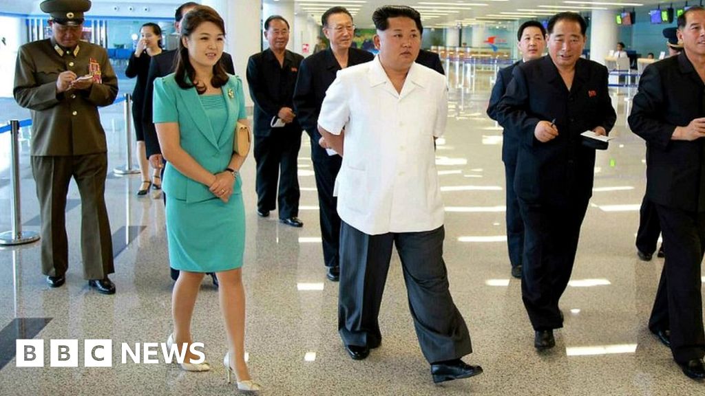 North Korea unveils gleaming new airport for Pyongyang - BBC News