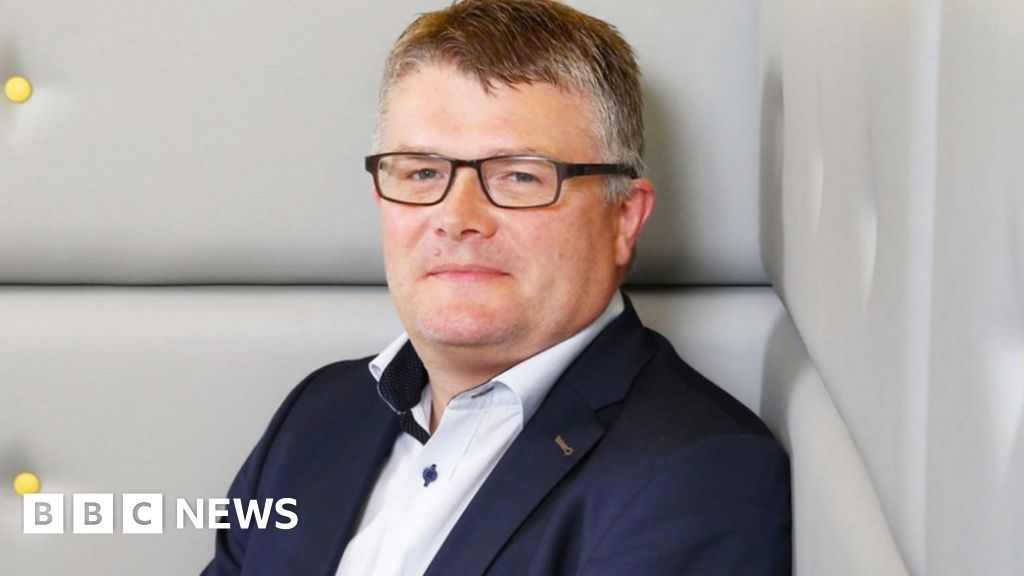 BBC NI Director Peter Johnston stepping down after 17 years - BBC News