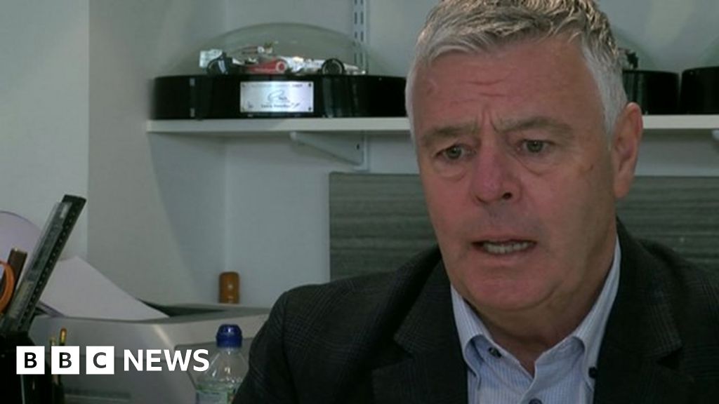 'Don't hide from cancer', ex-F1 racer Derek Warwick warns - BBC News