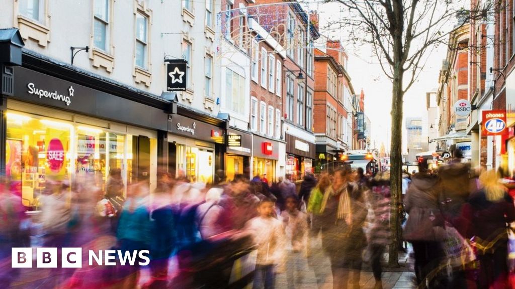 Google helps boost High Street spending with search - BBC News