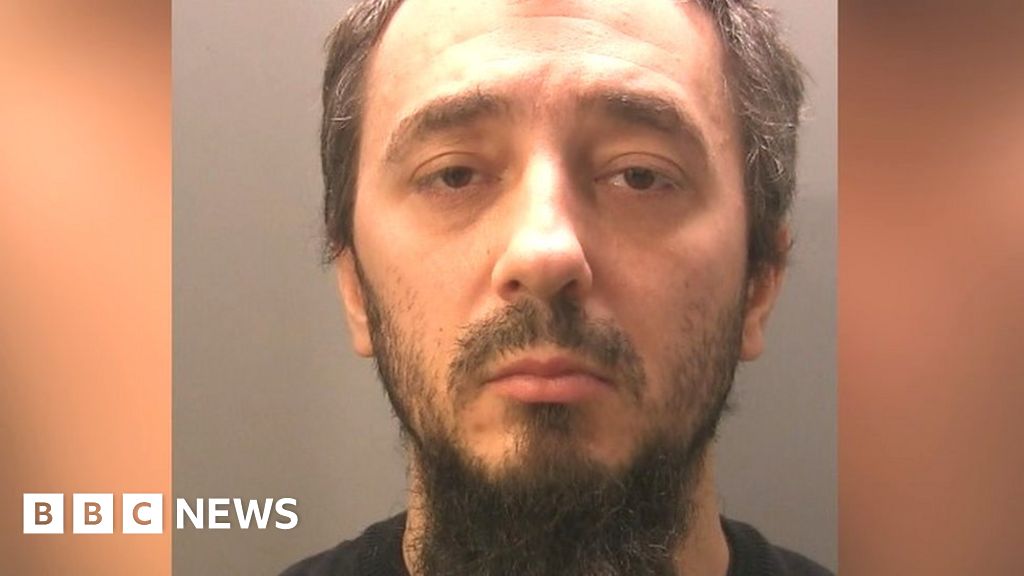 Workington man jailed after teenage sex chat sting - BBC News