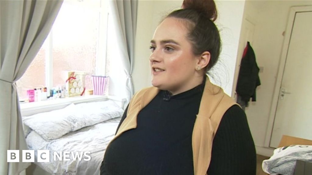 Website connects homeless in Birmingham with spare rooms - BBC News