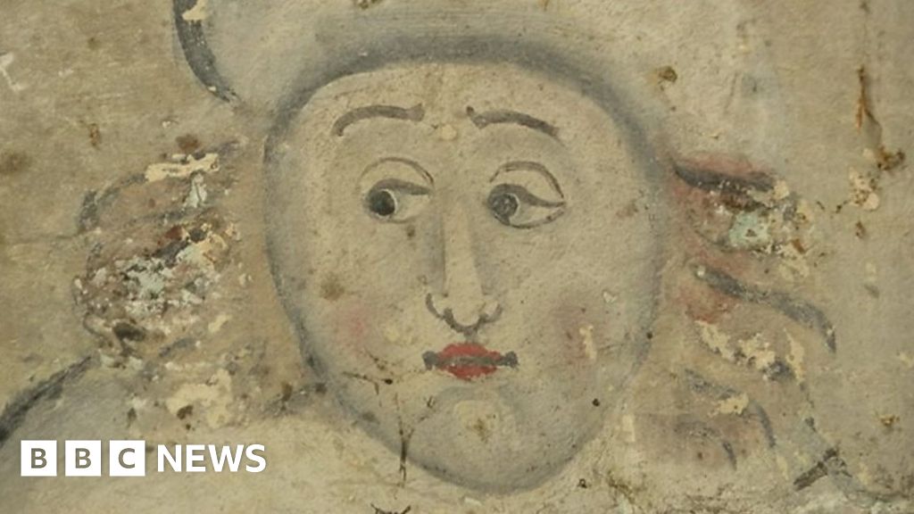 Shakespeare's dad saved paintings from destruction by the King - BBC News