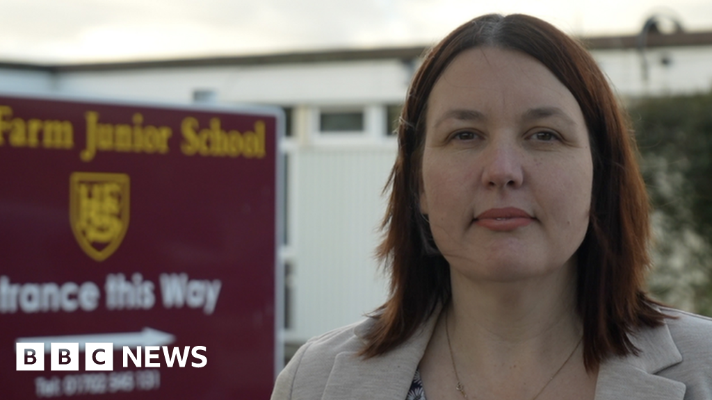 Rochford tree protest: Schools ask developer to reopen consultation ...