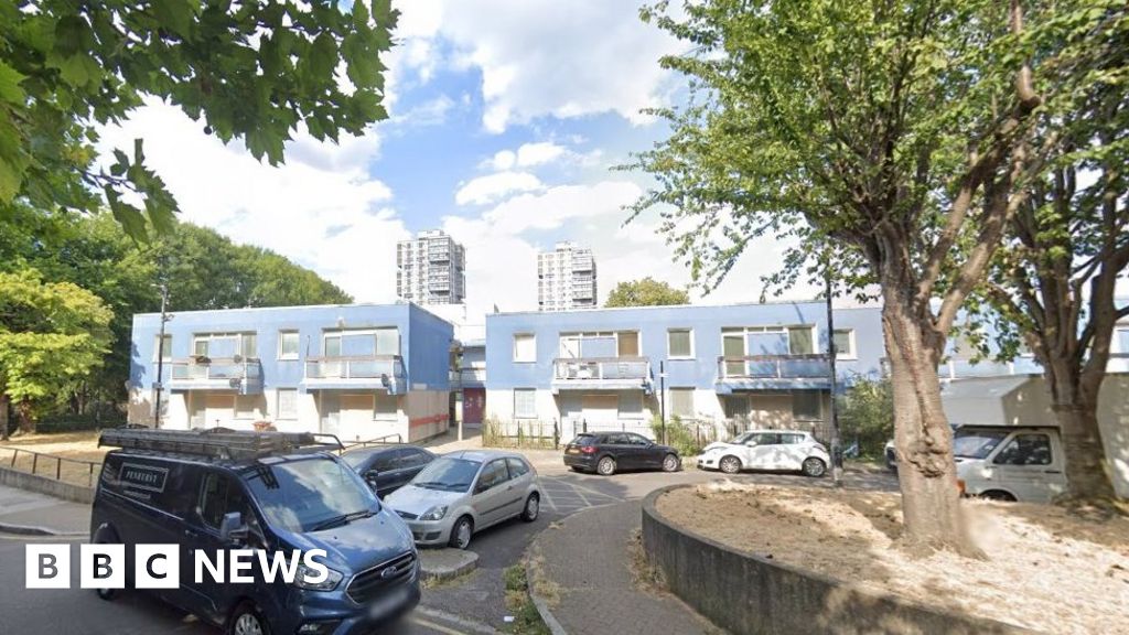 Lambeth shooting: Murder investigation after man killed