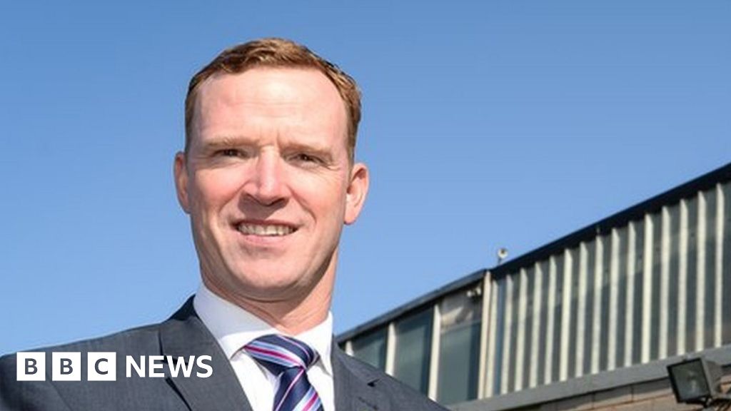 Brexit roadshow: 'My head's about to explode' - BBC News