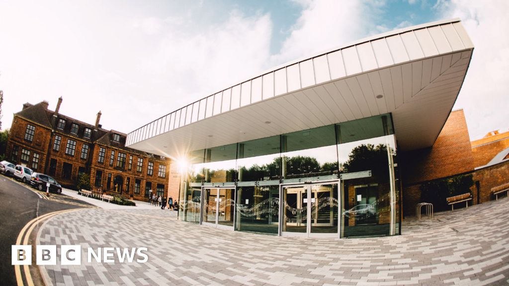 Hull concert hall reopens after £9.5m refurbishment - BBC News