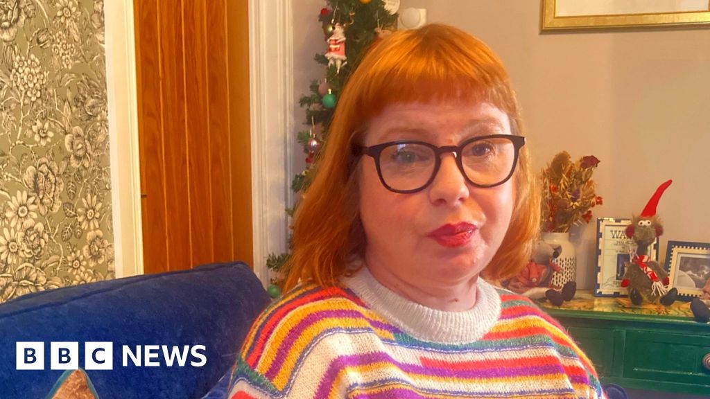 Waiting lists: Woman waited for three years for telephone consult - BBC ...
