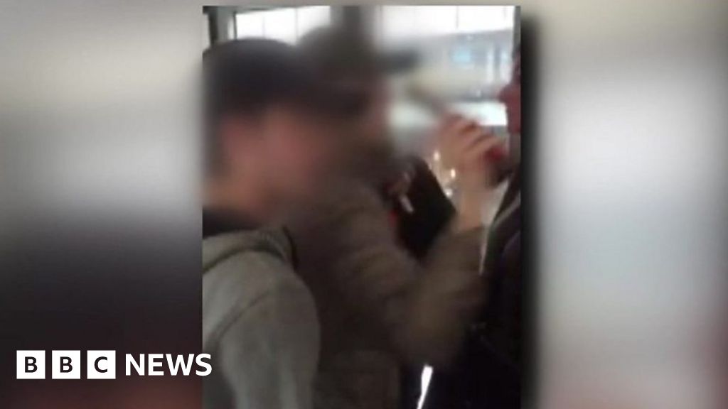 Manchester tram racial abuse: Three admit 'hate' crime charges - BBC News