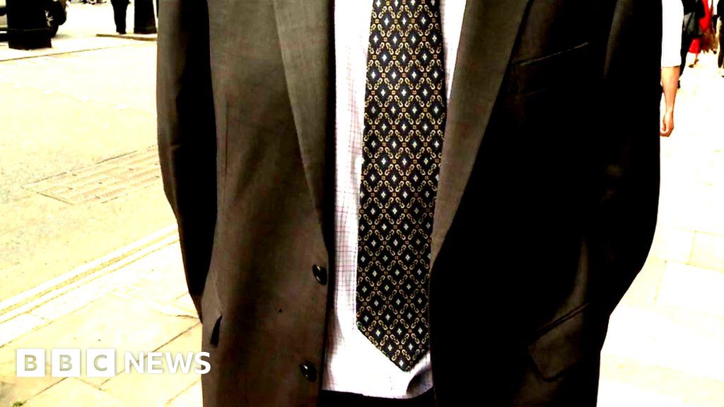 MP dress code relaxed: Does anyone need to wear a tie? - BBC News