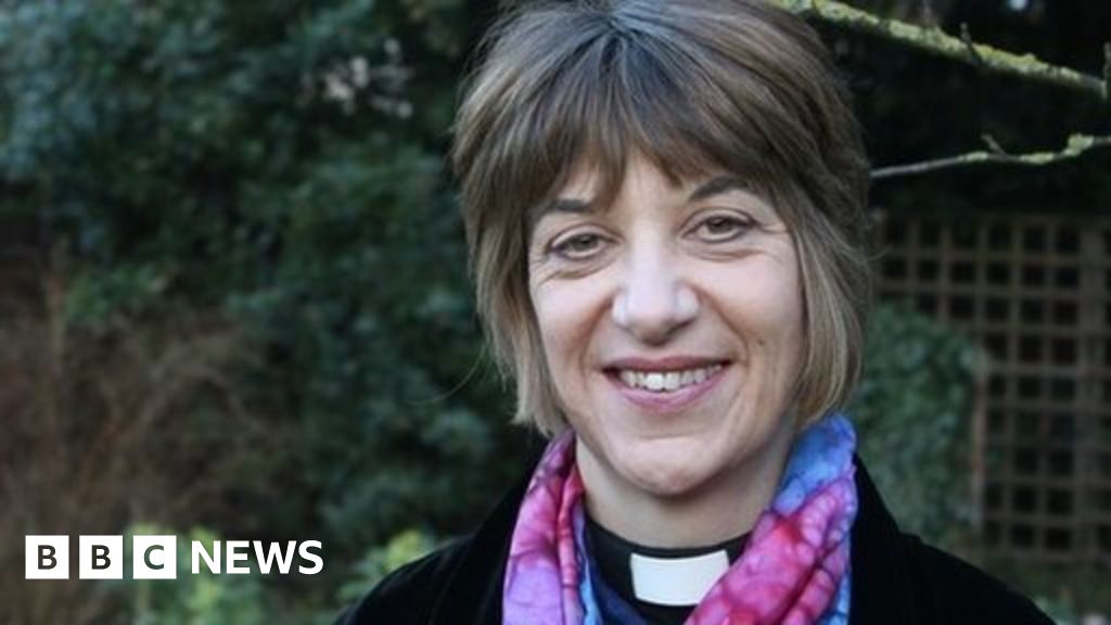 What difference are women bishops making? - BBC News