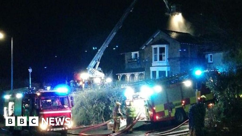 Bangor: Investigation under way into fire at former retail showroom ...