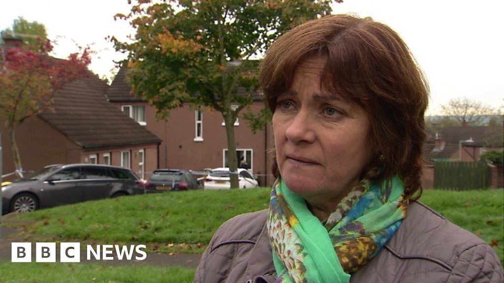 Joe Reilly murder: 'Distressing scenes' after Belfast shooting - BBC News