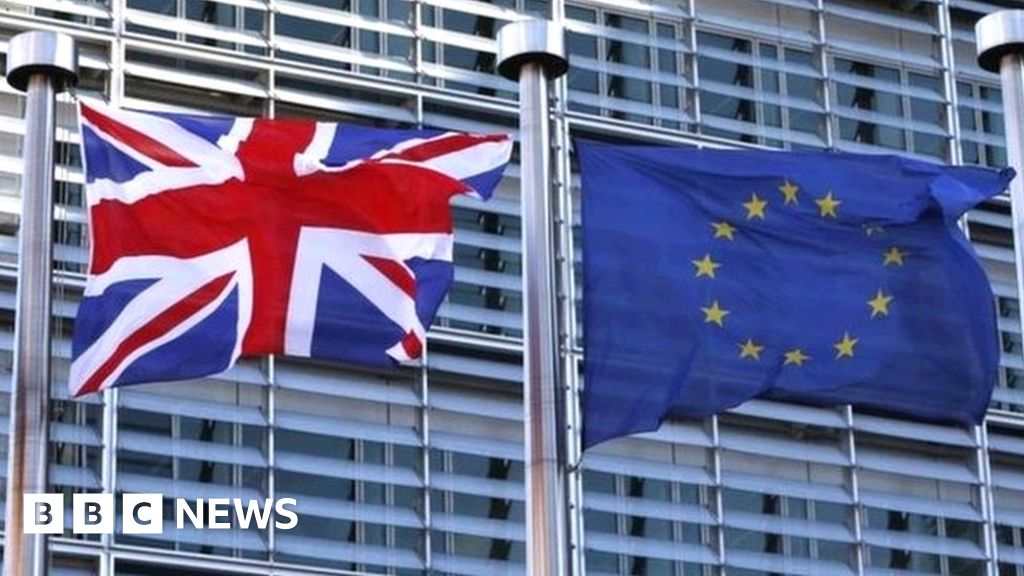 Welsh and Scottish ministers demand Brexit papers at talks