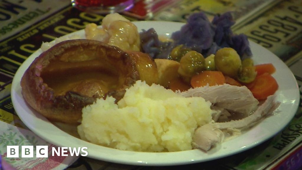 Christmas dinner: Meet the man who cooks for thousands