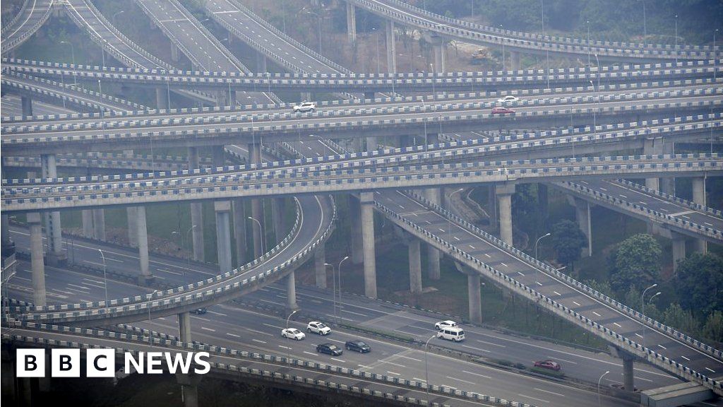 New China overpass opens to public - BBC News