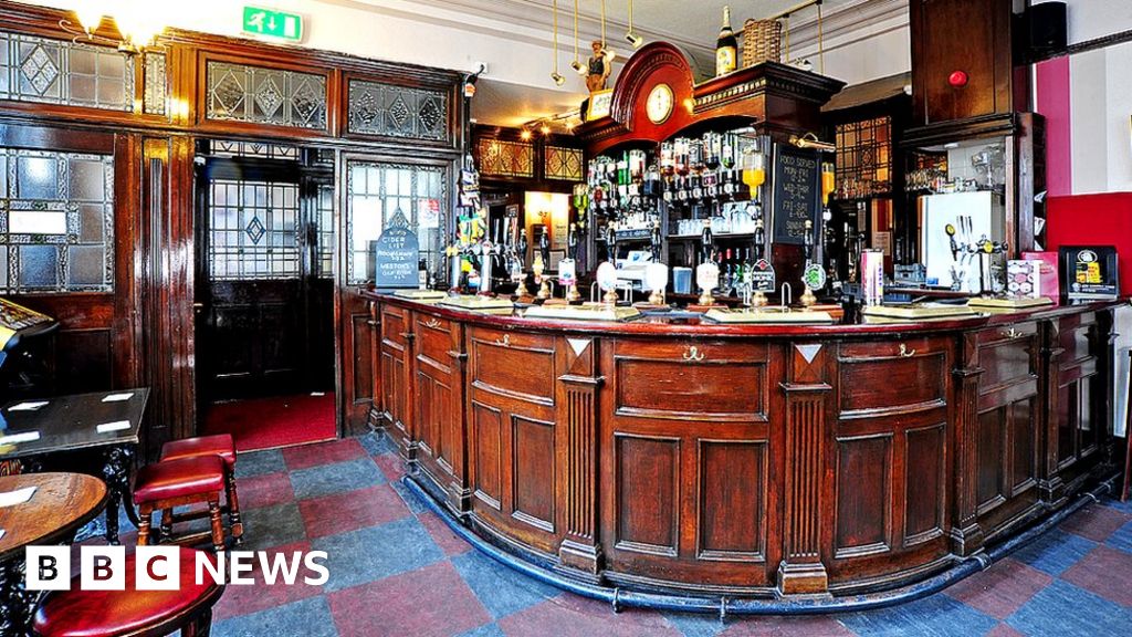 Are these England's most beautiful pubs? - BBC News