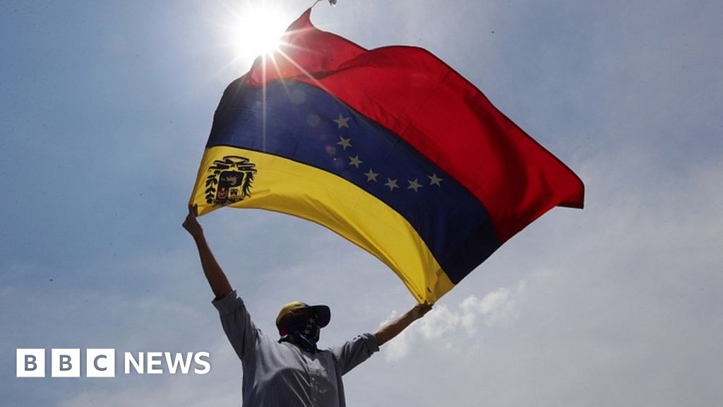 Venezuela crisis: Frustrated opposition await next opportunity - BBC News