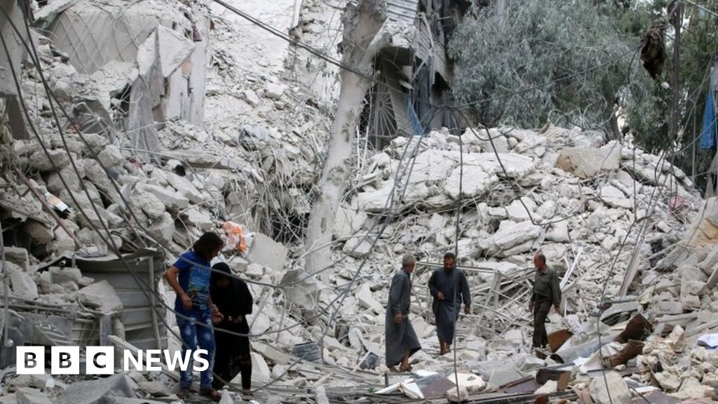 Syria conflict: Aleppo remains thorn in government's side - BBC News