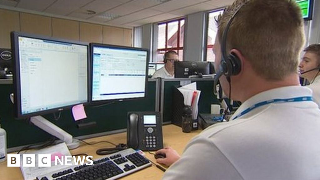 'Worst' NHS 111 service contract extended in Devon - BBC News