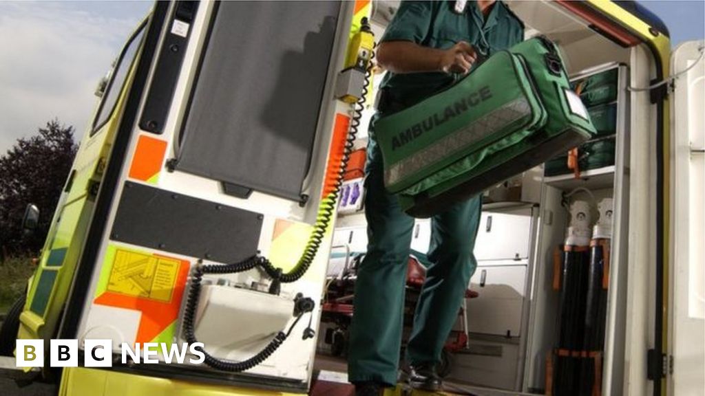 Thousands of ambulances dispatched with single crew - BBC News